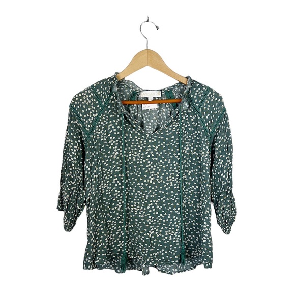 Suzanne Betro | Tops | Weekend By Suzanne Betro Green Floral Peasant ...